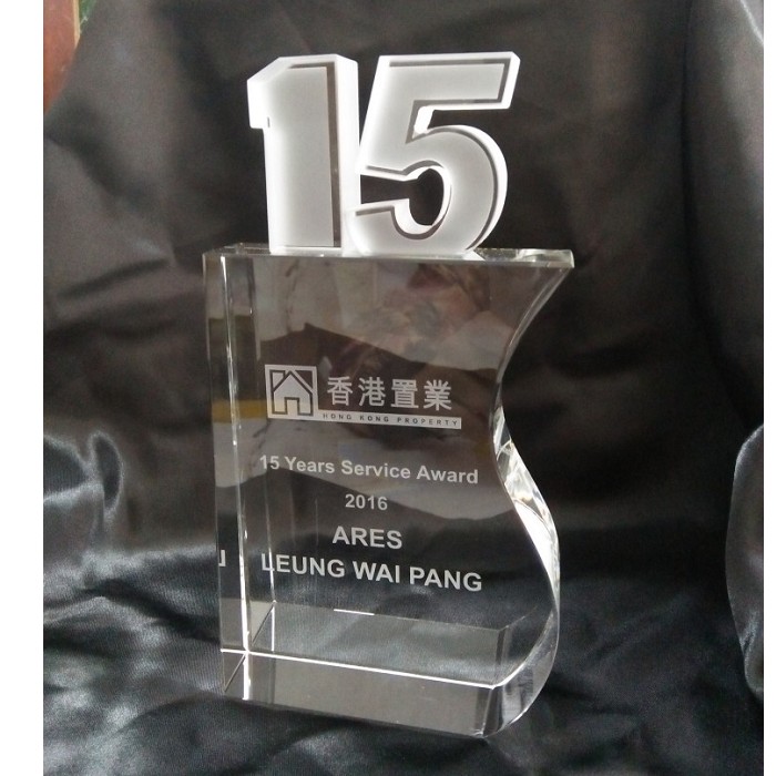 CR102215 Year Crystal Trophy – Giftland Products Company